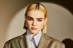 Benee Age, Biography, Boyfriend, Net Worth, Height, Wiki » Trengezie