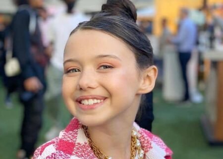 Violet Mcgraw Age, Biography, Parents, Net Worth, Height » Trengezie